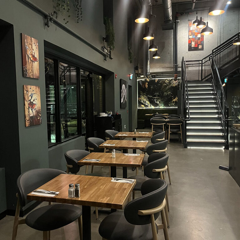 Crave Bistro and Bar – Trendy brunch, dinner and happy hour hotspot in Poco